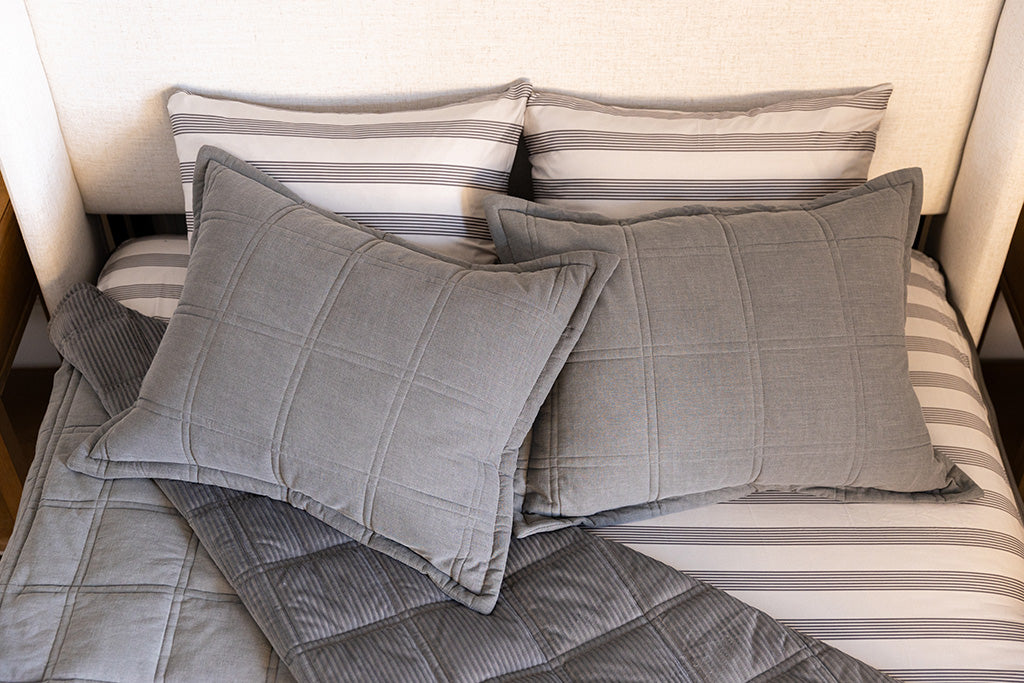 Parker Luxe Zipper Gray Bed Set | Beddy's