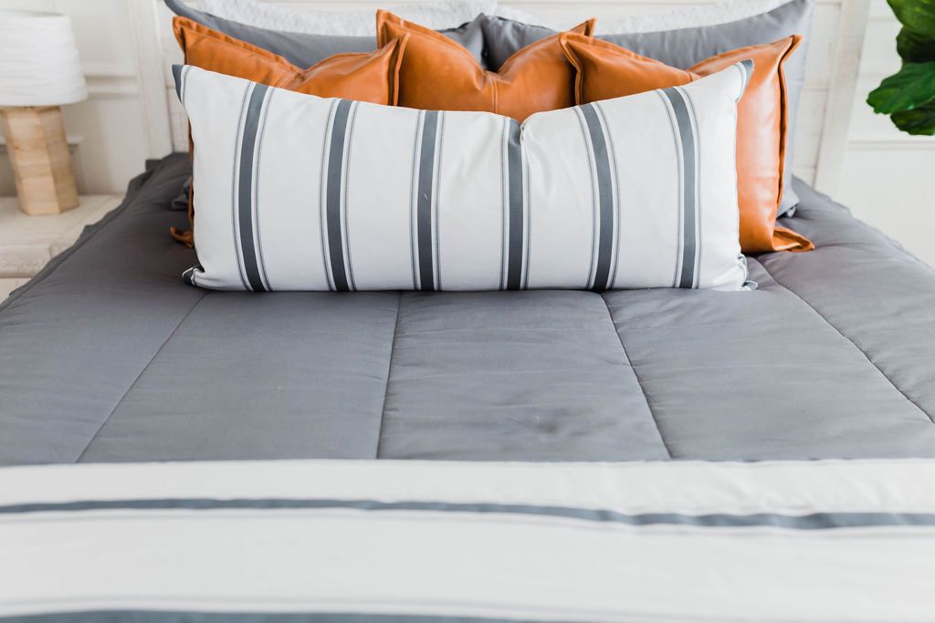 Reese Cool Gray Zipper Bedding | Beddy's
